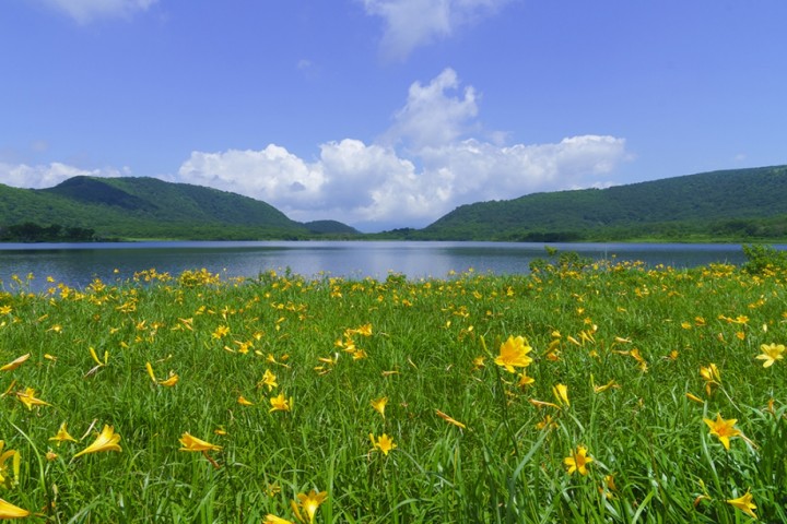 Canoeing at Lake Hibara - Destinations - Fukushima Travel